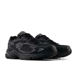 NEW BALANCE 725 Sneakers - Black