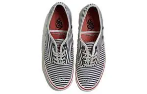 VANS Authentic X Nigel Cabourn Low Top Sneakers - Black/white/red