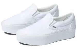 VANS Classic Slip-on Stackform Sneakers