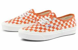 VANS Style 44 Low Top Skate Shoes - Default Colorway