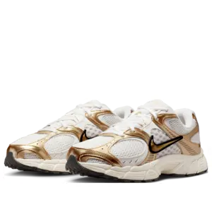 Nike V5 Rnr 'phantom Metallic Gold' Sneakers - Phantom/phantom/black