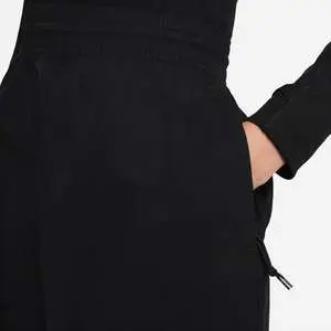 Nike X Oversized Shorts - Black