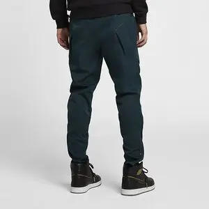 JORDAN Tech Woven