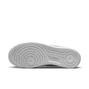 Nike Force 1 '07 Low Top Sneakers - White/silver