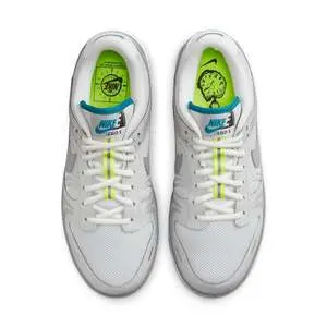 Nike Dunk Low Timeless Sneakers
