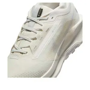 Nike Pegasus Trail Gore-tex Sneakers