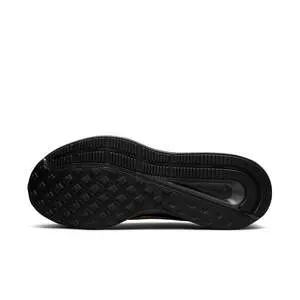 Nike Run Swift 2 Sneakers - Black/gold