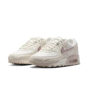 Nike Max 90 Low Top Sneakers - White