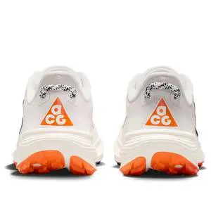 Nike X Pegasus Trail Sneakers - Summit White/orange