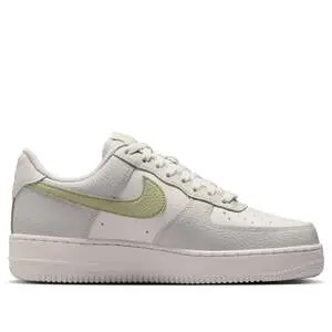 Nike Force 1 '07 Sneakers