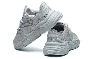 FILA FUSION Mars Low Top Sneakers