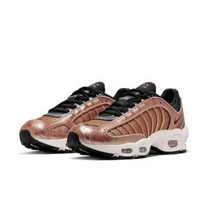 Nike Max Tailwind 4 Sneakers