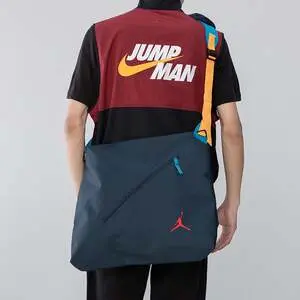 JORDAN Air Shoulder Bag