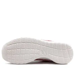 Nike Roshe One 'christmas Sweater' Low Top Sneakers - Red/white