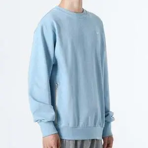 Nike Standard Issue Crewneck Sweatshirt - Default Colorway
