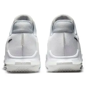 Nike Lebron Witness 6 Sneakers - Grey