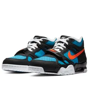 Nike Trainer 3 Sneakers