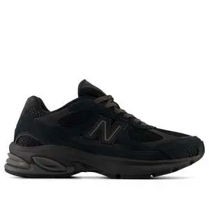 NEW BALANCE 2010 Sneakers - Black/brown
