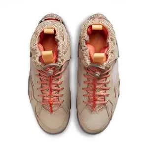JORDAN Bephie's Beauty Supply X Retro High Top Sneakers - Brown