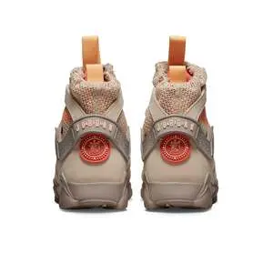 JORDAN Bephie's Beauty Supply X Retro High Top Sneakers - Brown