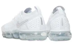 Nike Vapormax Flyknit 2 Sneakers - White