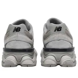 NEW BALANCE 9060 "silver Metallic Grey" Sneakers - Silver Metallic/grey