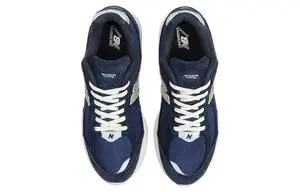 NEW BALANCE 2002r "natural Indigo - Dark Blue
