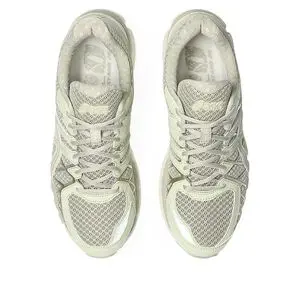 Asics Gel-kayano 20 Sneakers - Fossil/cream