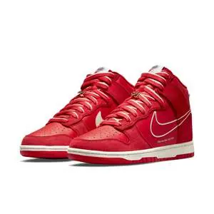 Nike Dunk High Se 'university Lace-up Sneakers - Red