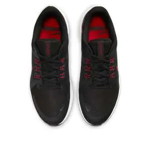Nike Quest 4 Low Top Sneakers - Black/red