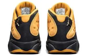 JORDAN Retro Low 'chutney' 2017 - Black/chutney