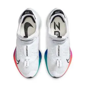 Nike Zoom Tempo Next% Flyease Sneakers