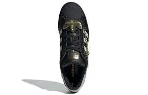 Adidas Superstar "sneaker Queen" Sneakers