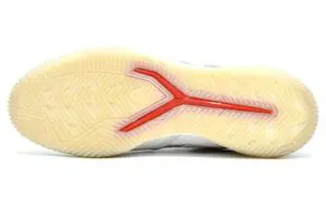 Adidas Predator Precision Tr David Beckham Sneakers - Ftwwht/silvmt/prdred
