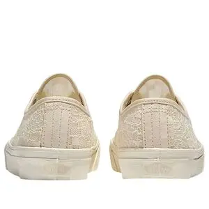 VANS Authentic Lace Sneakers