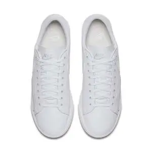 Nike Blazer Low Sneakers - White
