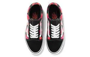 VANS Old Skool 'valentines Hearts' Low Top Sneakers - Red