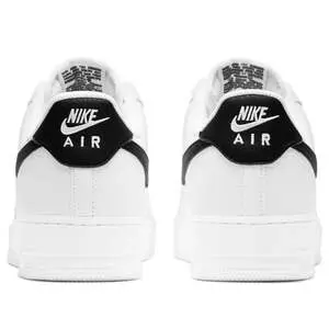 Nike Force 1 '07 Low Top Sneakers