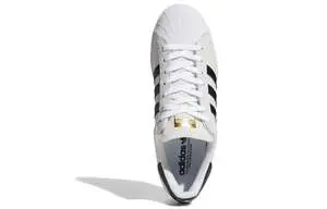 Adidas Superstar Sneakers