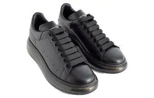Alexander McQueen Oversized Sneaker With Shiny Sole - Black