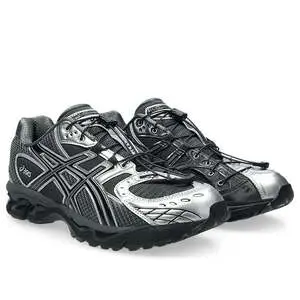 Asics X Unaffected Gel-nimbus .1 "silver Black" Sneakers - Silver/black