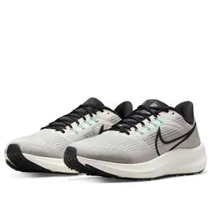 Nike Zoom Pegasus 39 Athletic Sneakers - Grey/white/white