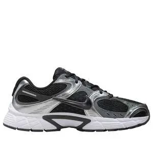 Nike V5 Rnr Sneakers