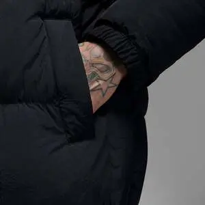 JORDAN Air Essential Puffer Jacket - Black/red