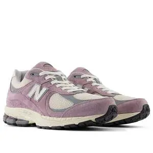 NEW BALANCE 2002r Sneakers - Ice Wine/white