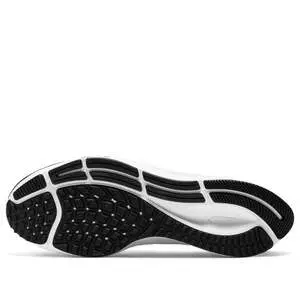 Nike Zoom Pegasus 37 Athletic Sneakers - Black/white
