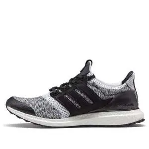 Adidas Sneakersnstuff X Social Status X Ultraboost Se "white Black - Black/white