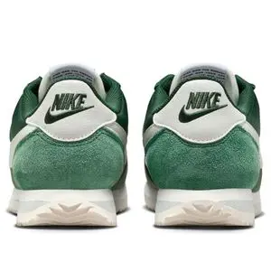 Nike Cortez "fir" Athletic Sneakers - Fir/sail/sail