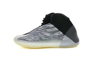 Adidas Adidas Yeezy Quantum High Top Sneakers Silver/black
