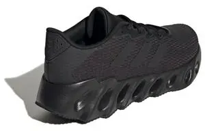 Adidas Switch Run Sneakers - Core Black/carbon